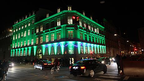 An evening in the green department store